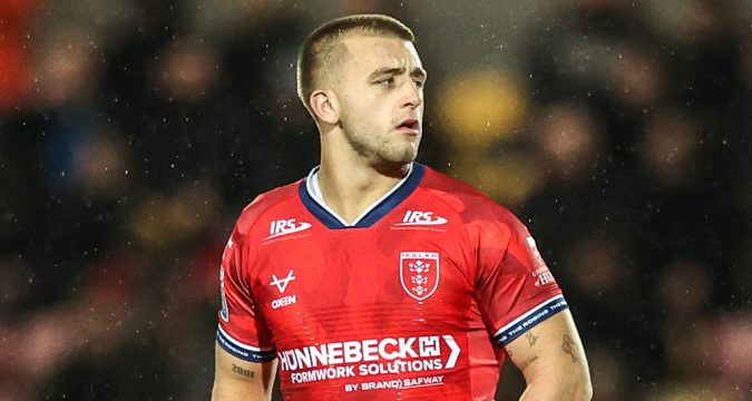 Mikey Lewis ‘needs to learn’ from costly card as Hull KR sweat – Total ...