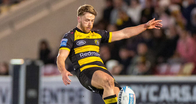 Widnes Vikings to swoop for York Knights halfback Danny Richardson ...